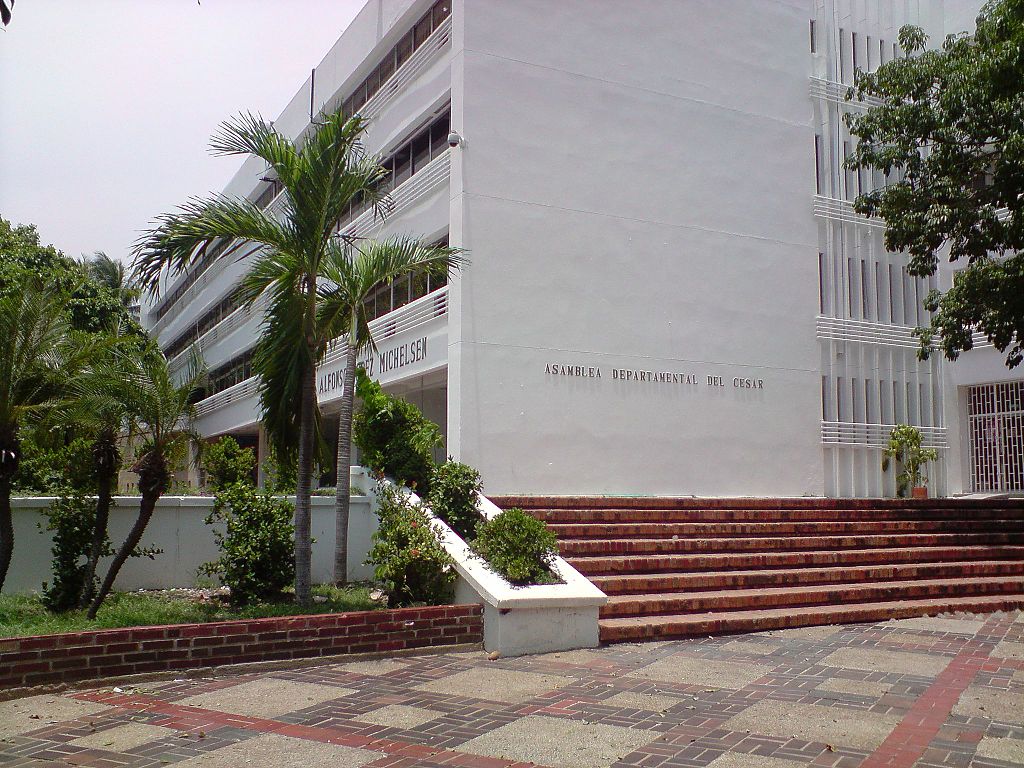 Impulsan en Colombia el parque solar más grande del país en el ...