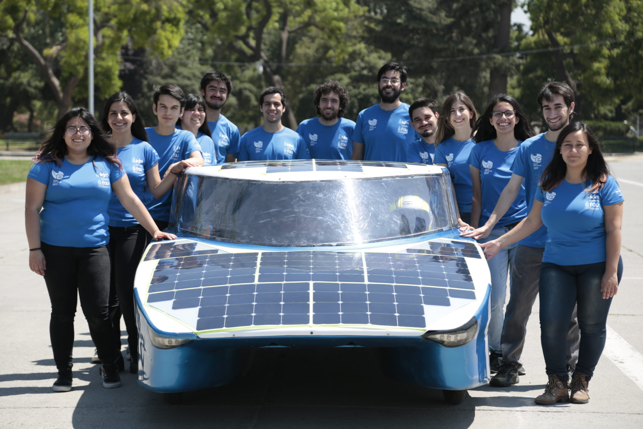 Un vehículo solar creado por la Universidad de Chile recorrerá más de 2 ...