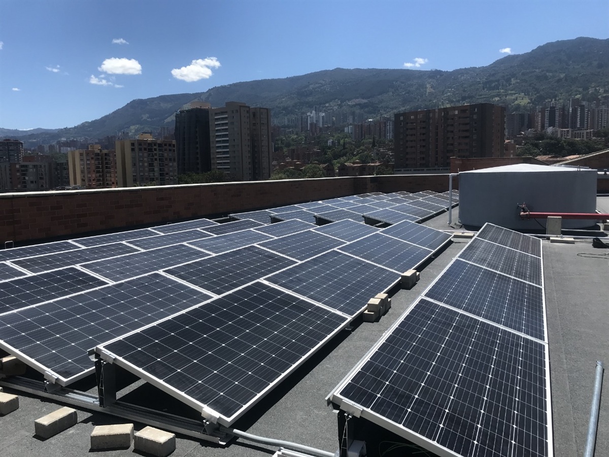 Nuevo techo solar construido por Celsia en Colombia – pv magazine Latin ...