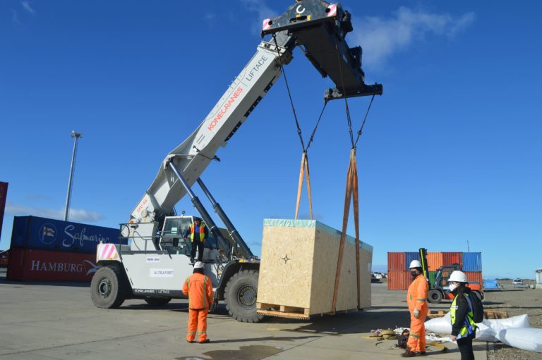 Llega el electrolizador a la planta chilena de hidrógeno Haru Oni – pv ...