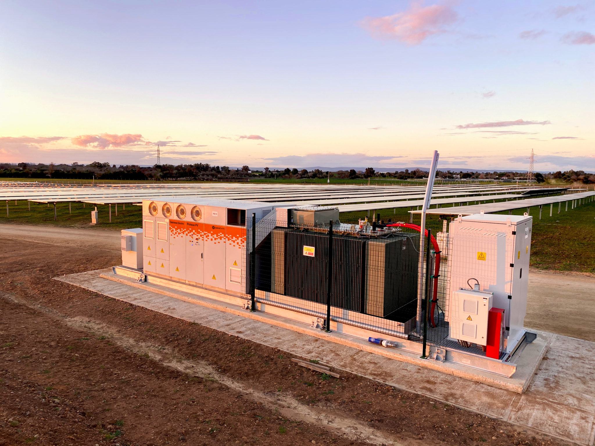 El proyecto Portón del Sol de 113 MW en Colombia lleva los inversores ...