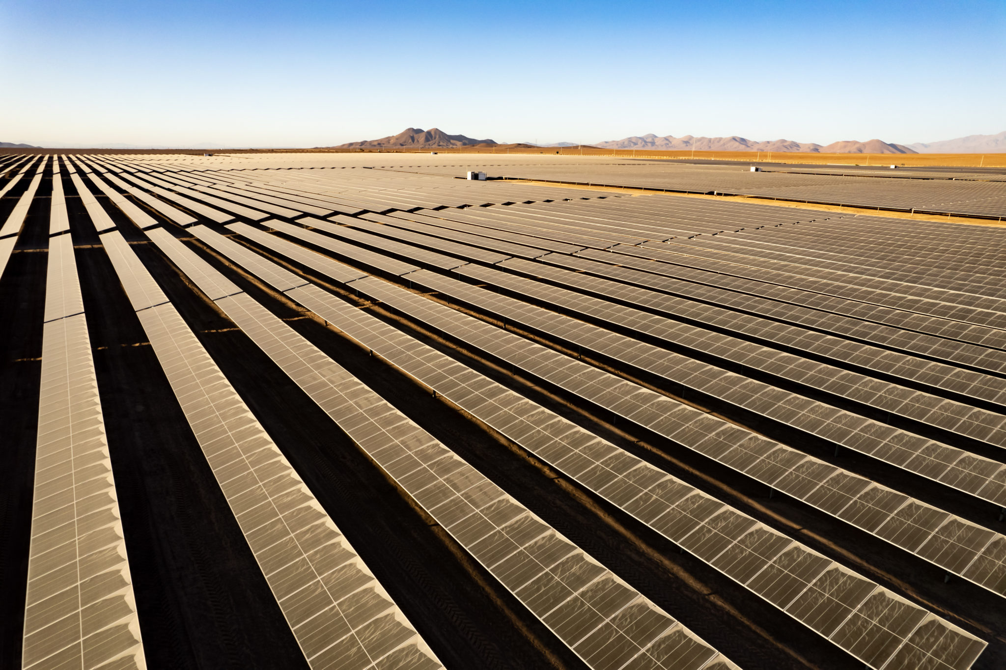 AES Andes proyecta en Chile una planta fotovoltaica de 379 MW y 542 MW ...