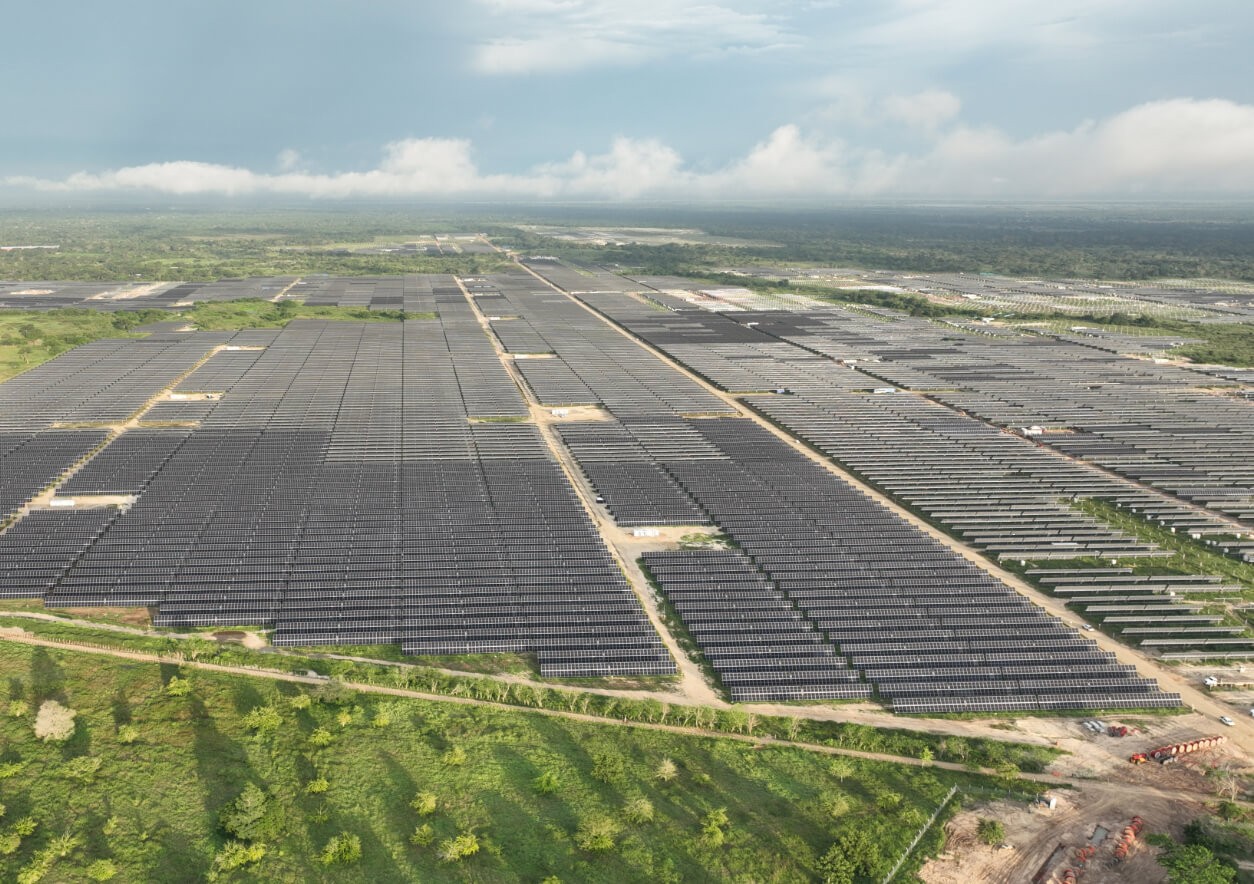 A punto para entrar en operaciones totales el mayor parque fotovoltaico ...